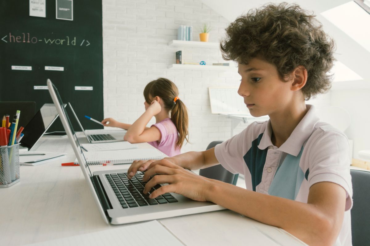 Suzy Homeschooler - Page 2