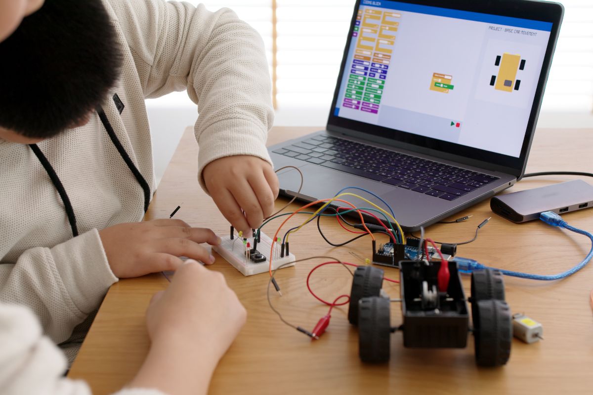 7 Tips For Getting Your Kid Into Coding