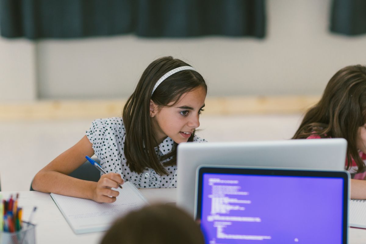 Suzy Homeschooler - Page 2